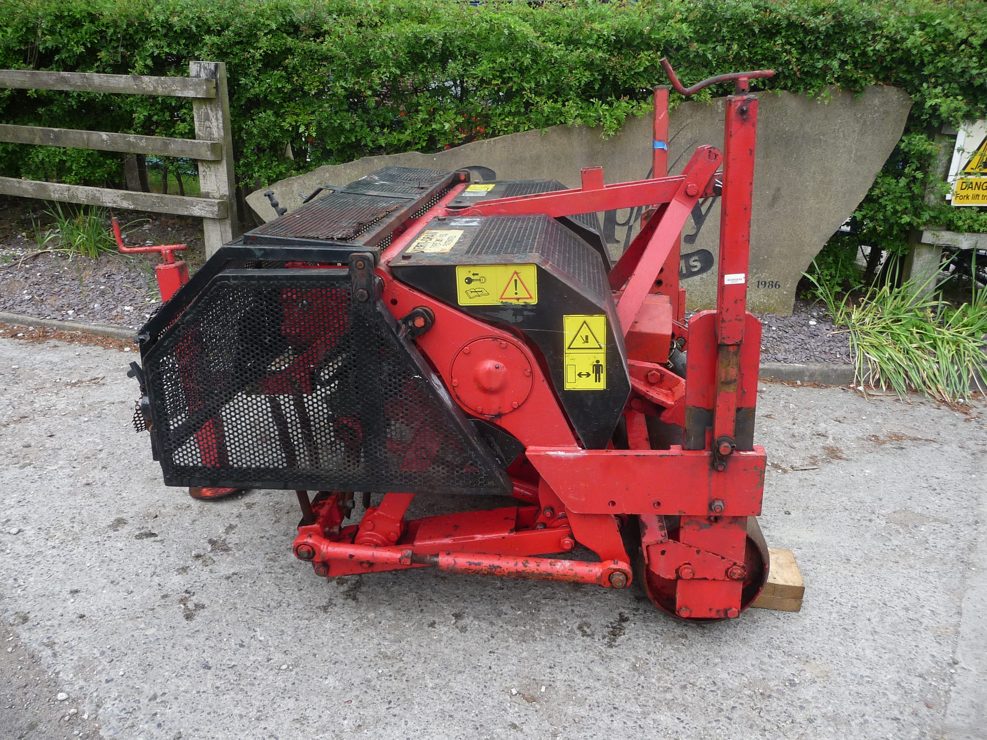 Used Products – Aeration / Decompaction & Verti-drains – Campey Turf ...