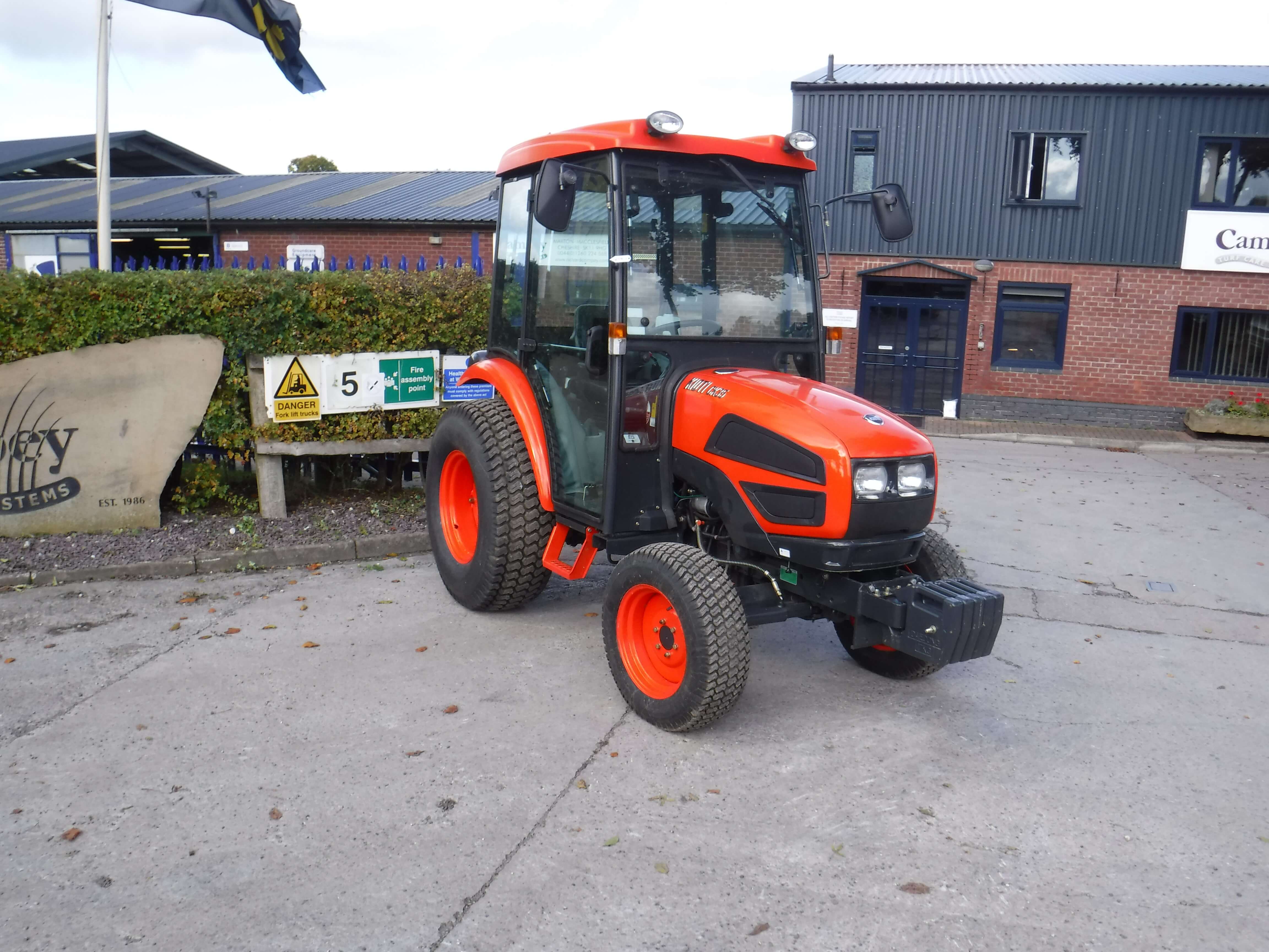 Used Products – Tractors – Campey Turf Care Systems